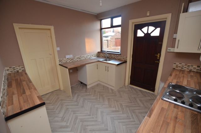 3 Bedroom Semi Detached House Wigan Road Aspull Wigan Wn2 1du