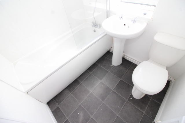 2 Bedroom End of Terrace, Hey Street, Spring View, Wigan WN2 4UJ ...